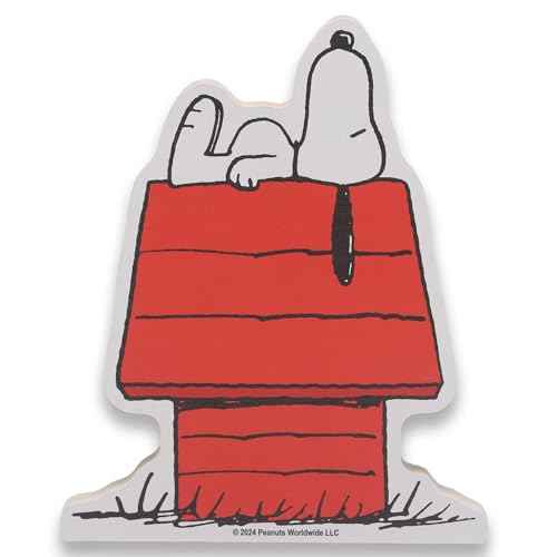 Open Road Brands Peanuts Snoopy Doghouse Nap Shelf Sitter Decor - Chun ...